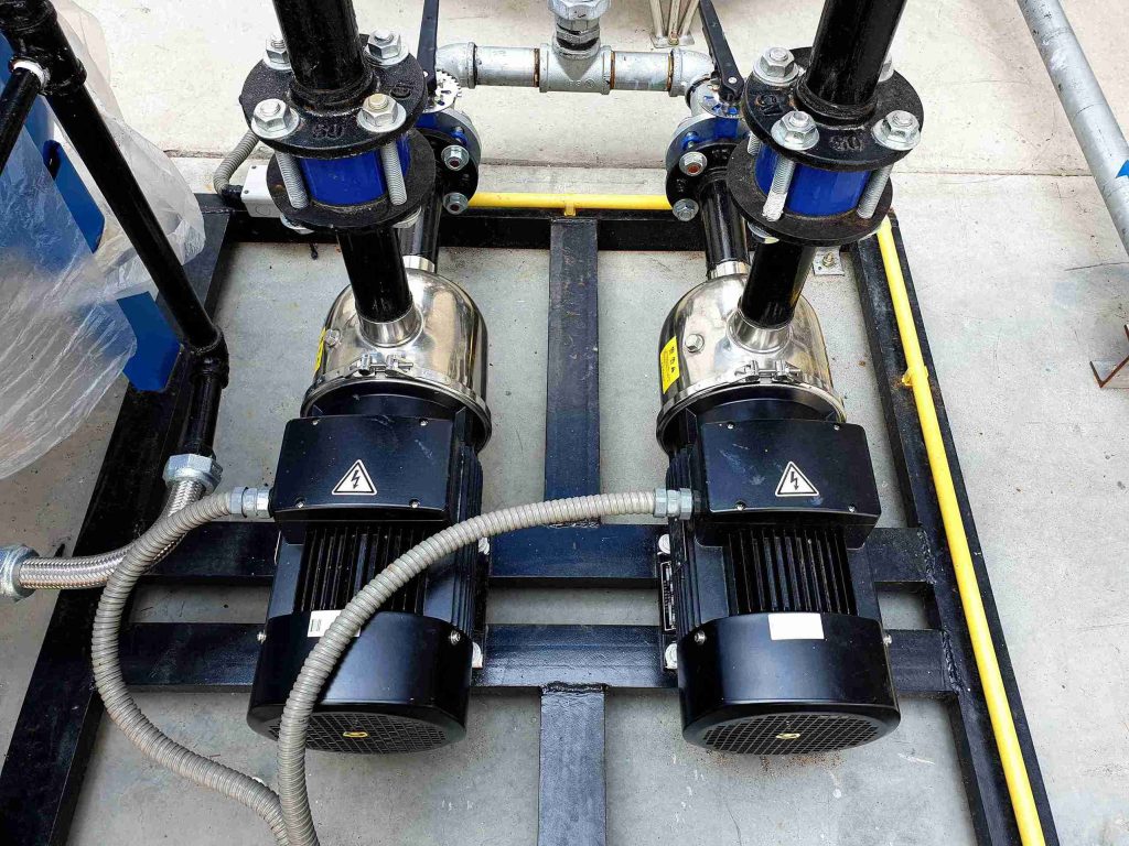 Efficient Water Systems with Standard And High Pressure Pumps